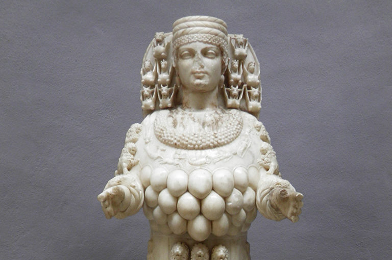 Artemida Efeska – byt o wielu imionach